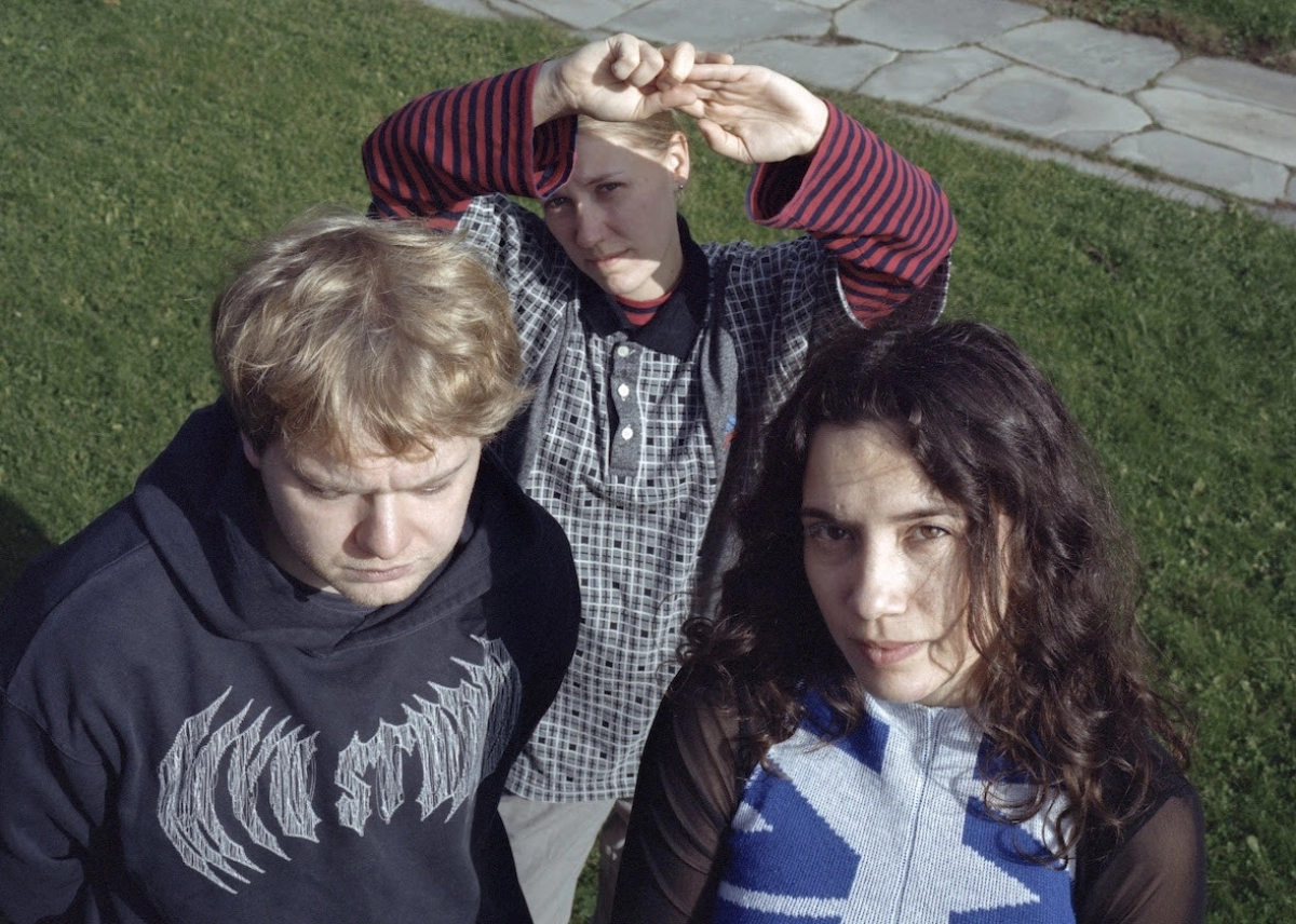 Mall Rat reflect on situationships with new single, "Super Lazy Girl ...