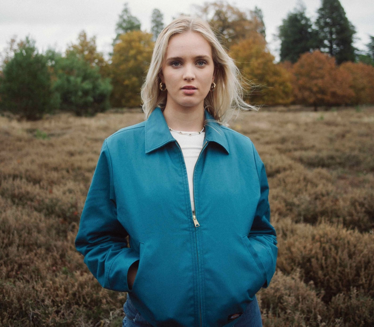 Ella McRobb signs to Gravity and shares new single, "Slow Motion ...