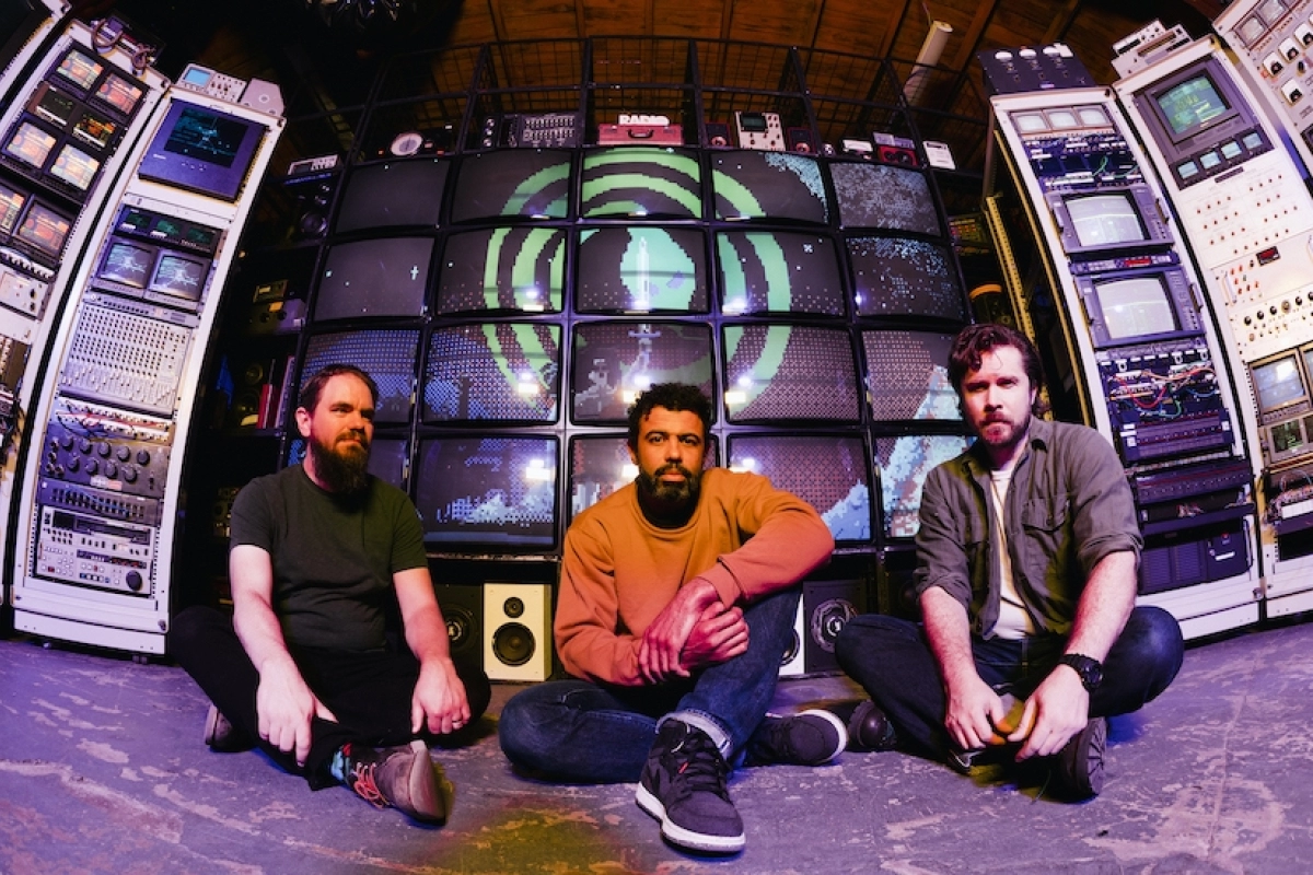 Clipping detail deluxe album, Dead Channel Sky Plus | The Line of Best Fit