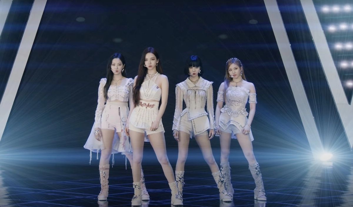 aespa's debut concert film: aespa: WORLD TOUR is coming to cinemas ...