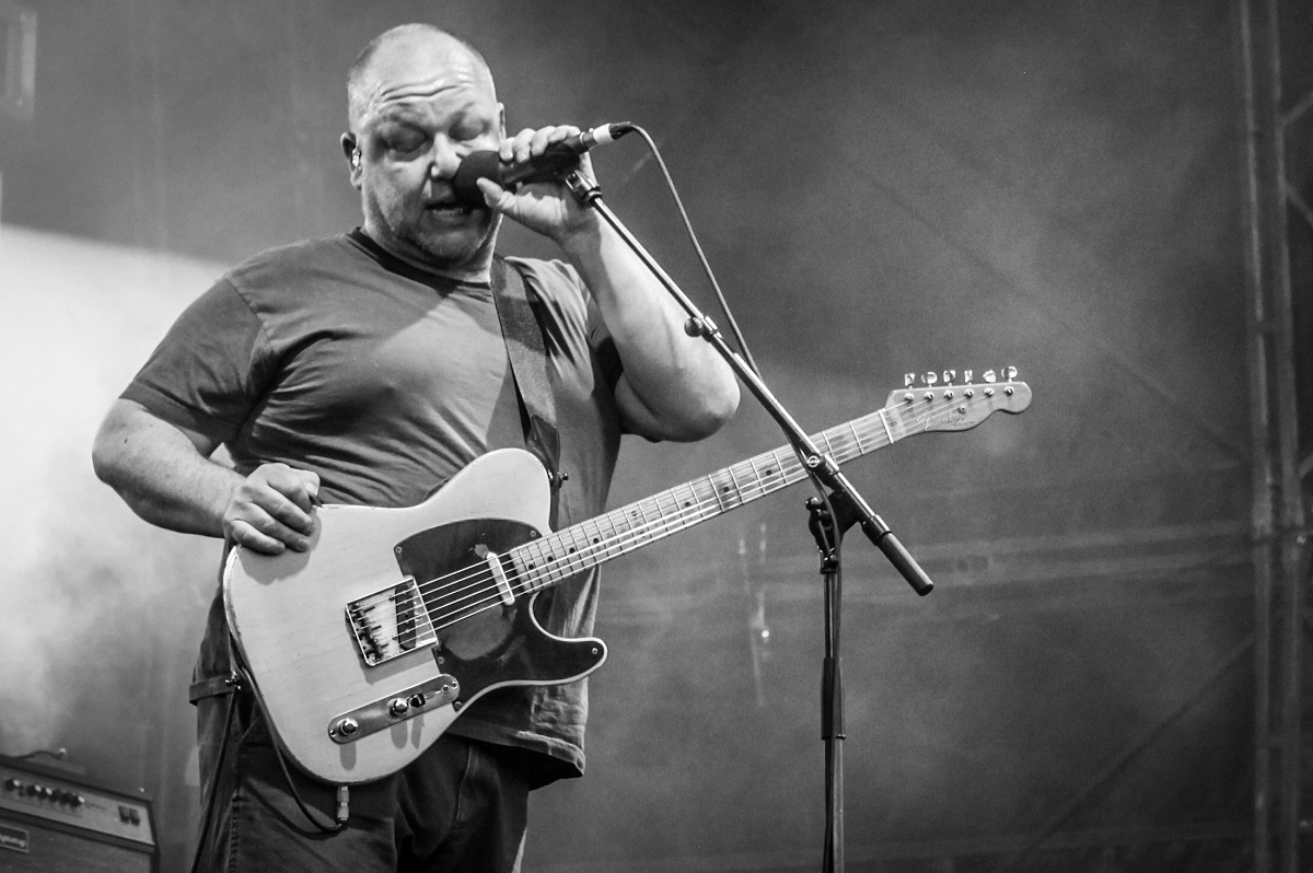 Frank Black announces 30th anniversary celebrations for his second solo ...